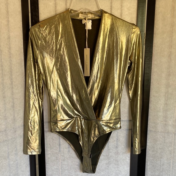 Tops | Shiny Gold Metallic Long Sleeve Stretchy Bodysuit Small New ...